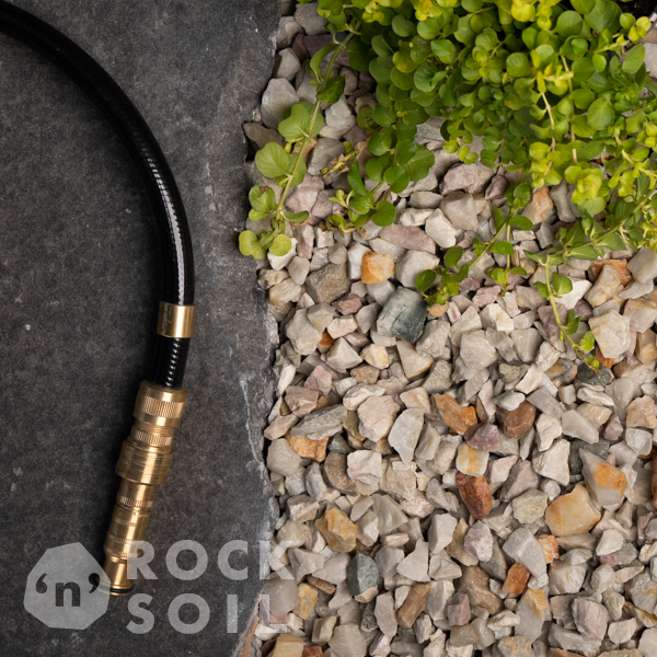 Cream Brown Gravel 20mm – Rock and Soil